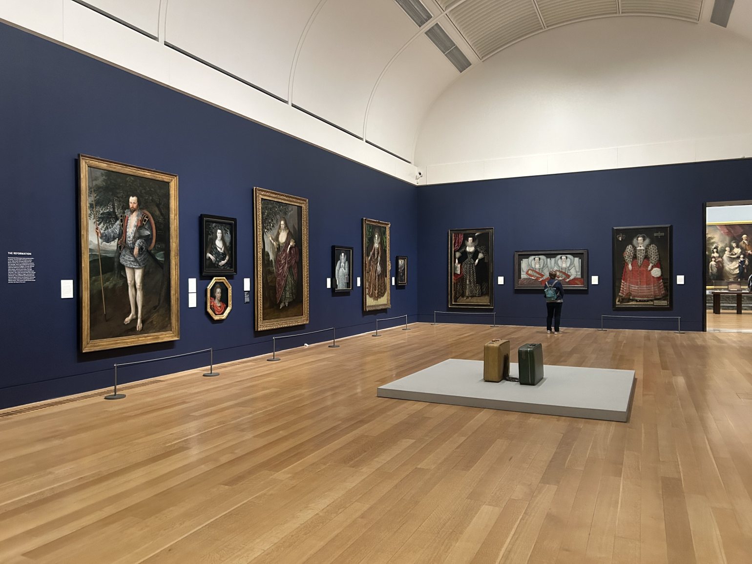 How Art Hanging Systems can Enhance the Visitor Experience - Absolute ...