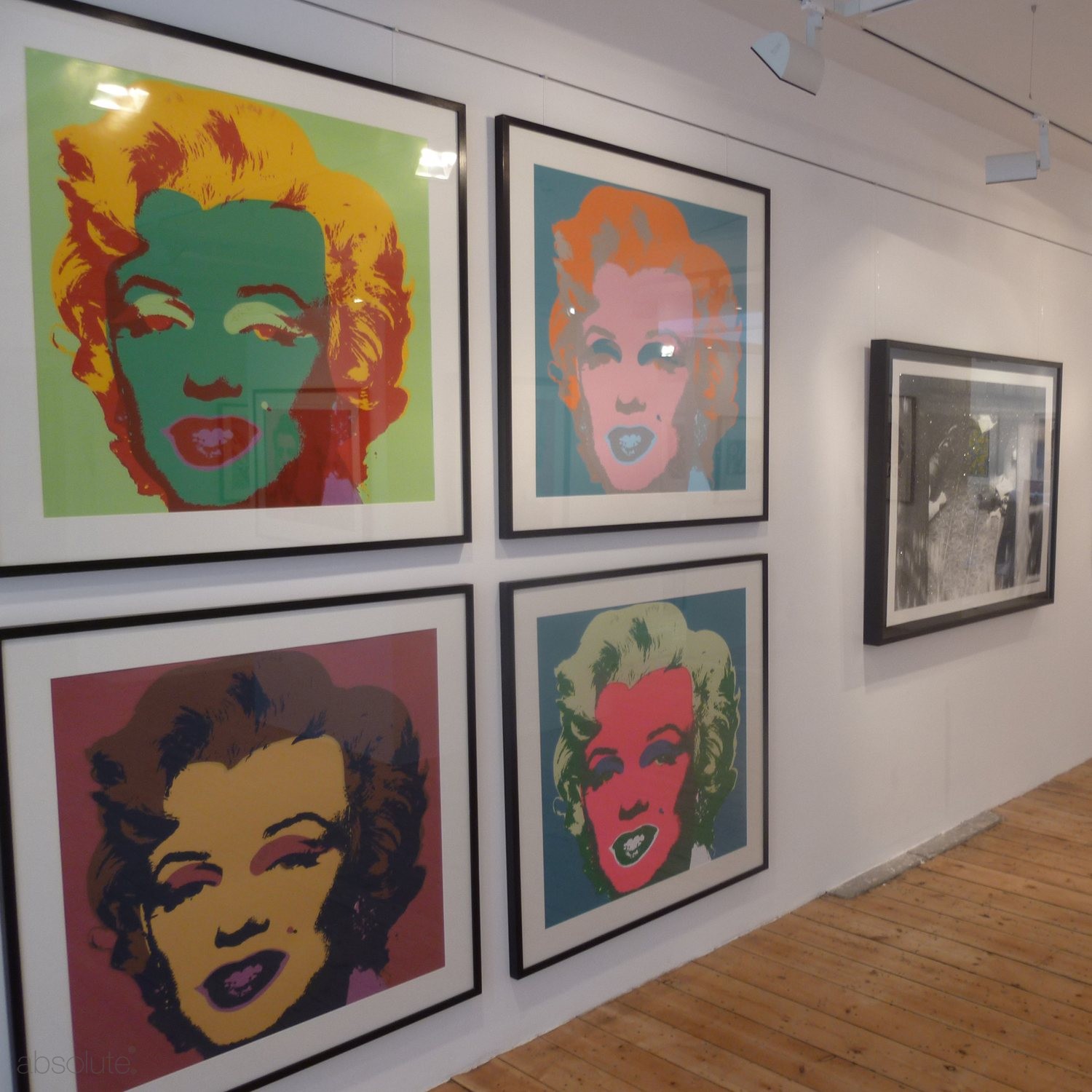 Flush Mount Track (Rail) - Recessed Art Hanging System - Absolute ...