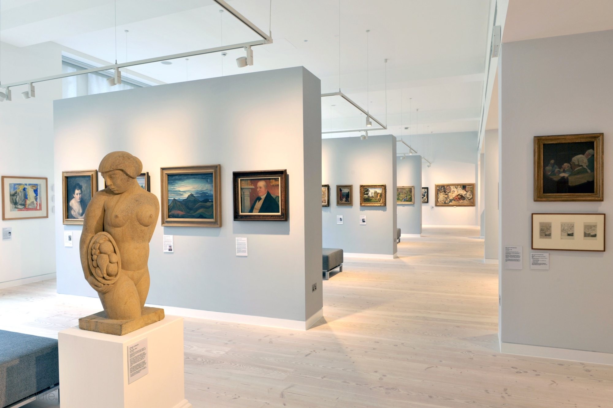 Ryman Hanger (High Security Set) - Art Hanging System - Absolute Museum ...